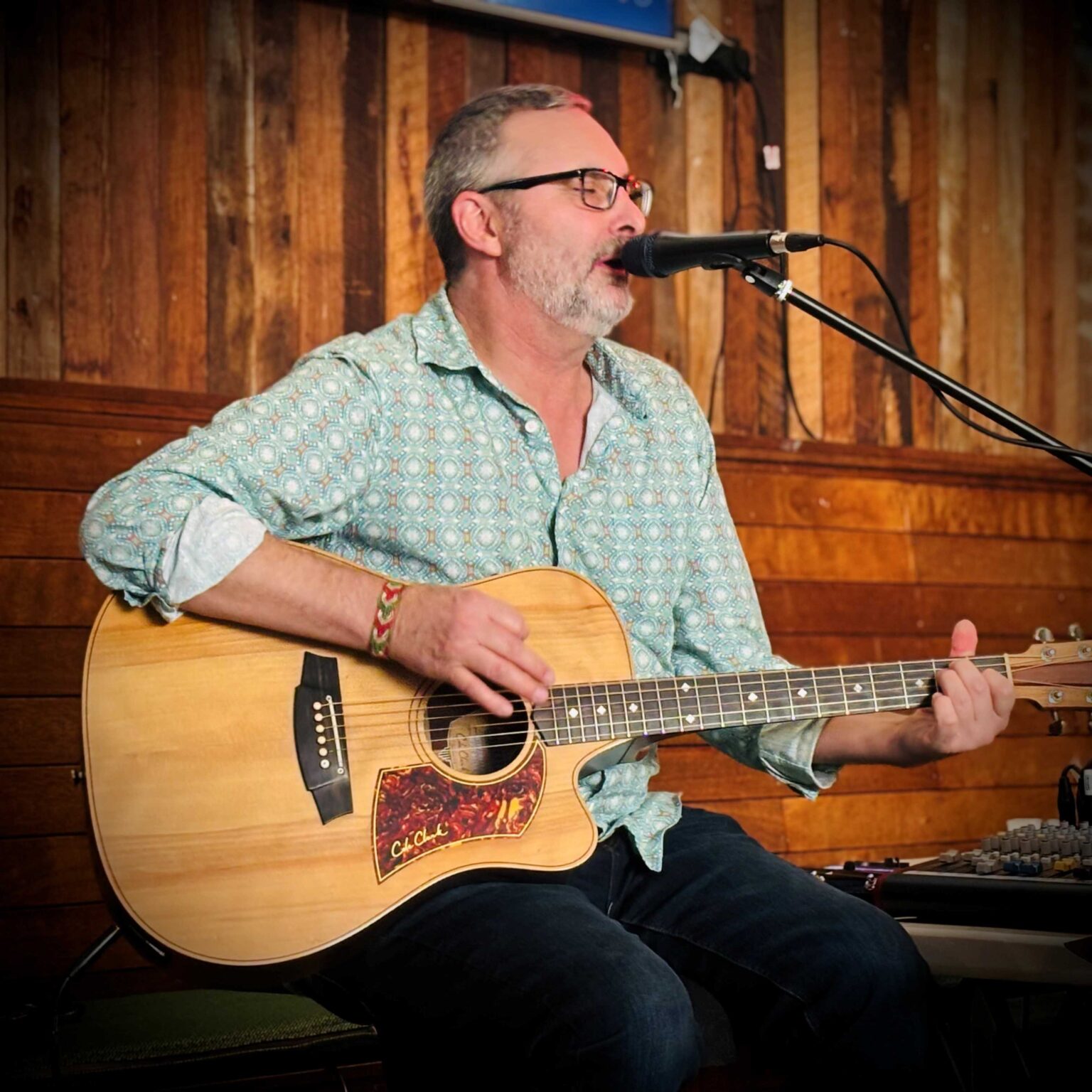 Sunday Sesh with Michael Allan - Brighton Lakes